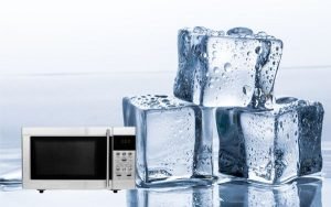 Can Microwaves Melt Ice? (Mystery SOLVED!) – Family Guide Central